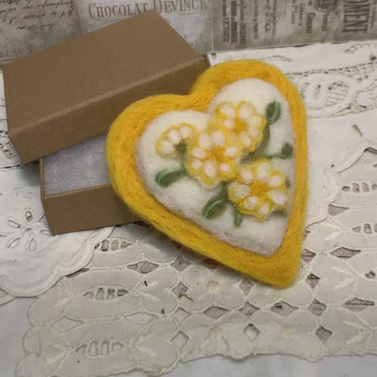 Needle-Felted Heart with Embroidered Daisy Flowers– Handmade Wool Vale ...